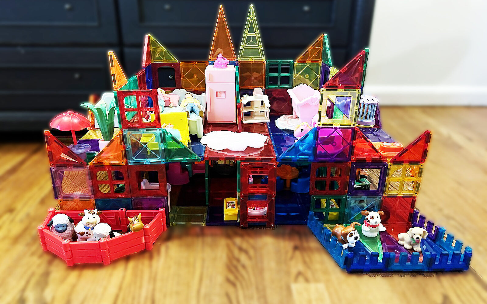 Boost Creative Thinking by Designing a Mansion Using Magna-Tiles ...