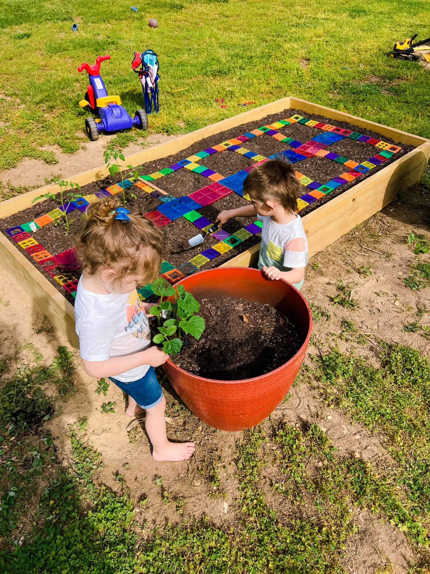 Five Simple Magna-Tile Ideas to Boost Creative Thinking - Mason Jar of ...