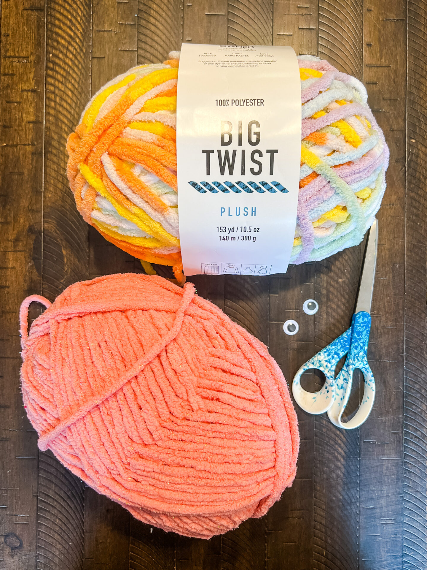 Create Firework Monsters with Just Yarn and Googly-Eyes! - Mason Jar of ...